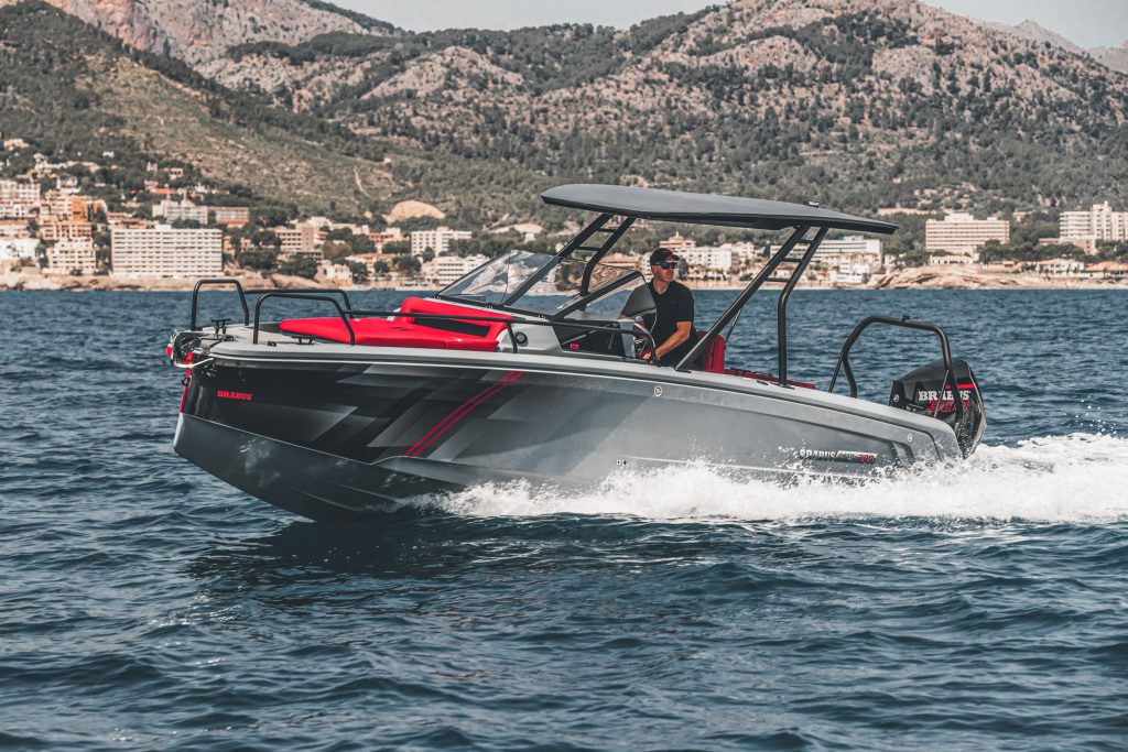 Shadow 300 Edition One – Brabus Marine London